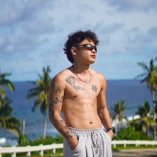 @mikoy.uy Lnk.Bio · link in bio