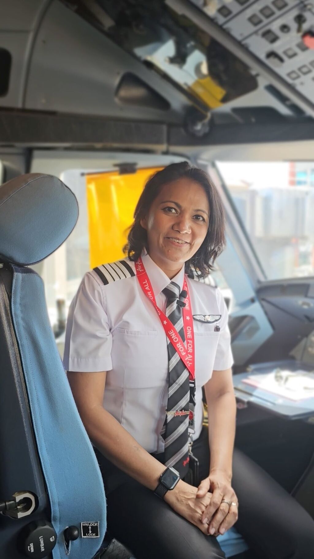 @flyairasia Lnk.Bio · link in bio