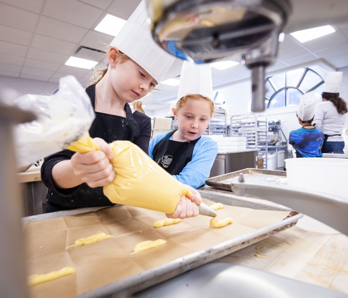 @thehotelemma Lnk.Bio · link in bio